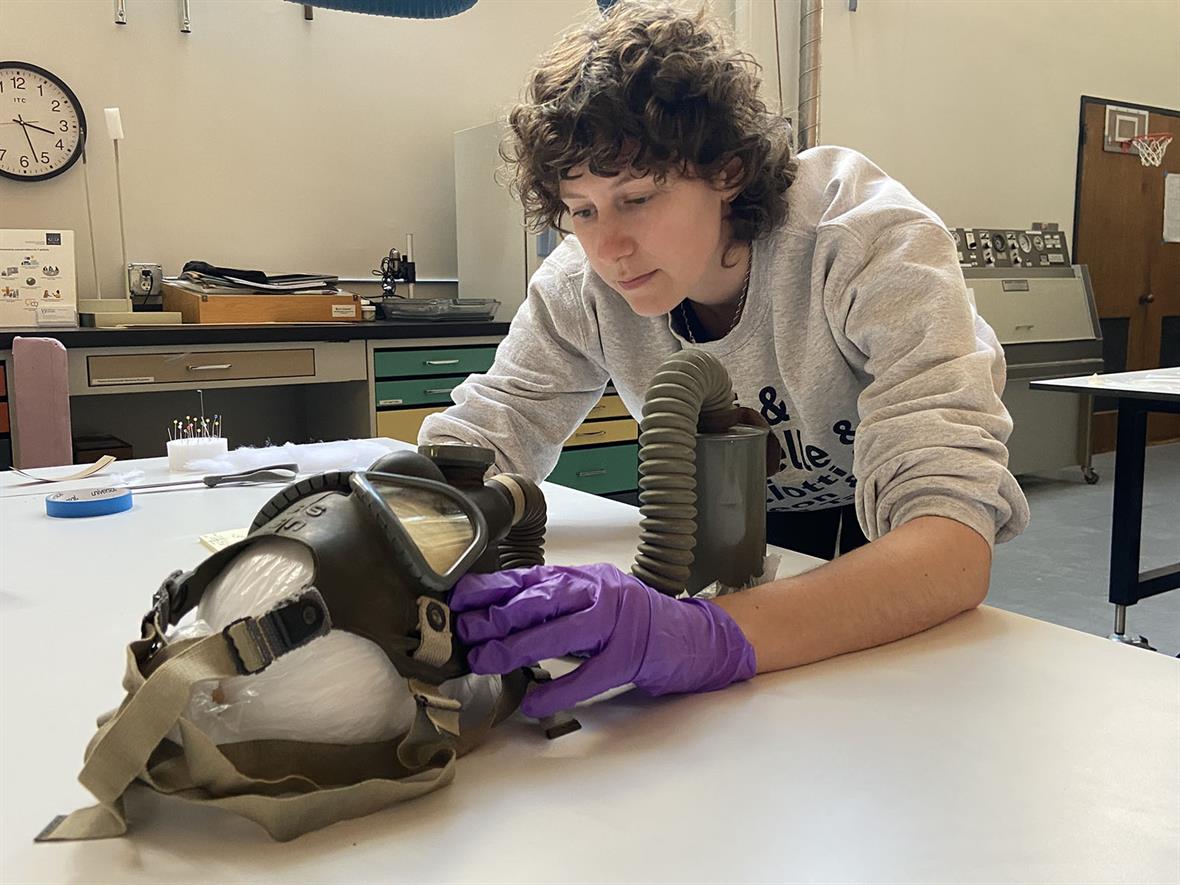 Art conservation and historical service