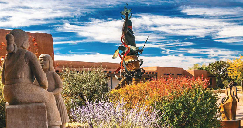Tour Santa Fe with art history scholars
