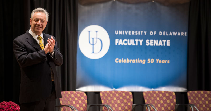 President Assanis speaks at General Faculty meeting | UDaily